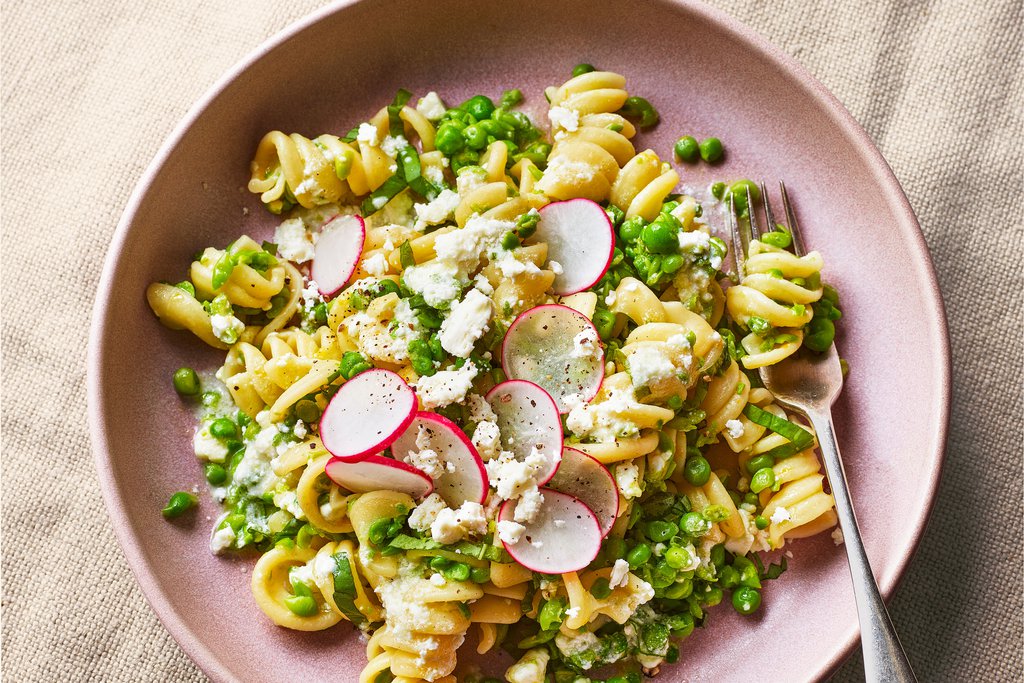 Lemony pasta with peas, feta & radishes recipe - Waitrose UAE & Partners