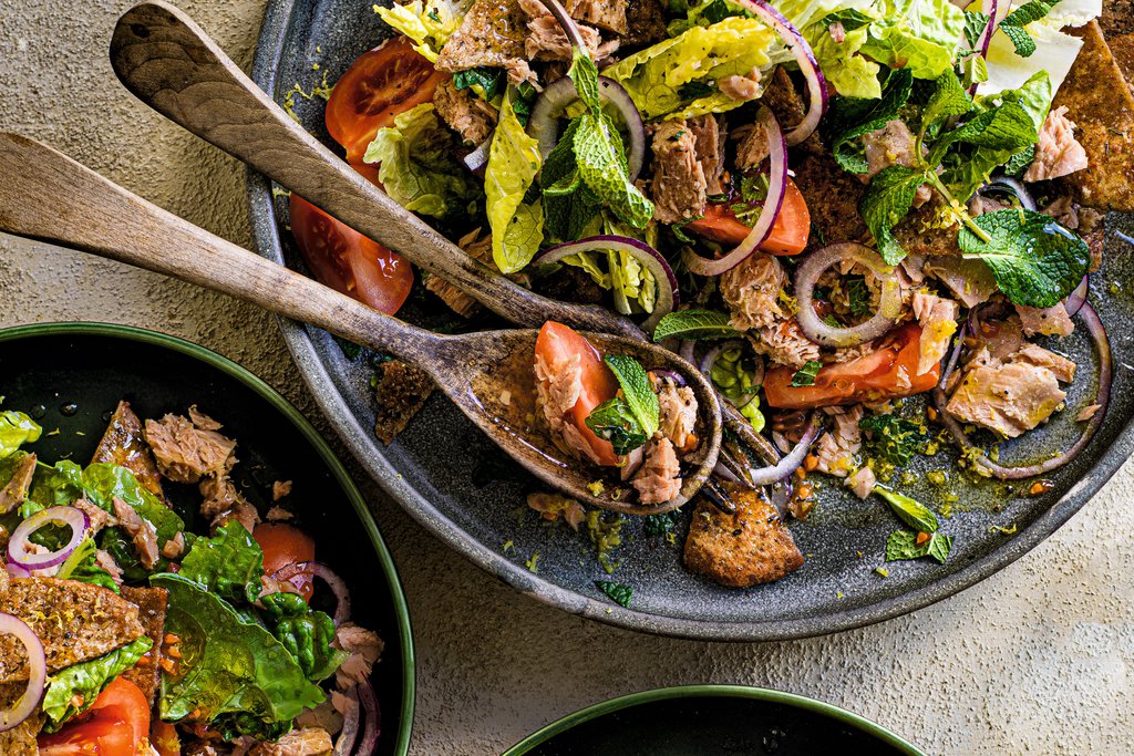Tuna & tomato fattoush recipe - Waitrose UAE & Partners